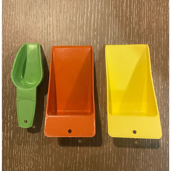 Tupperware | Kitchen | Vintage Tupperware Harvest Flat Cannister Scoops ...